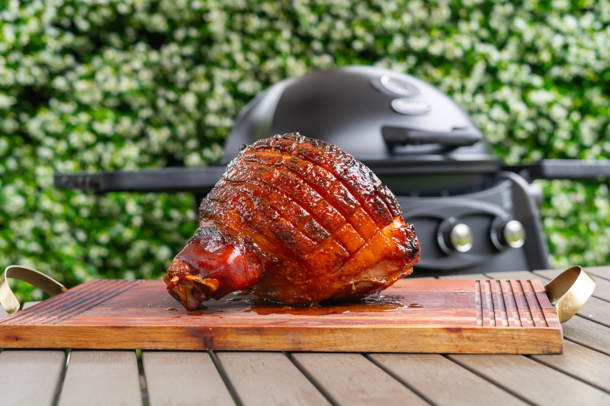 Sticky Glazed BBQ Ham on the Bone - Gasmate